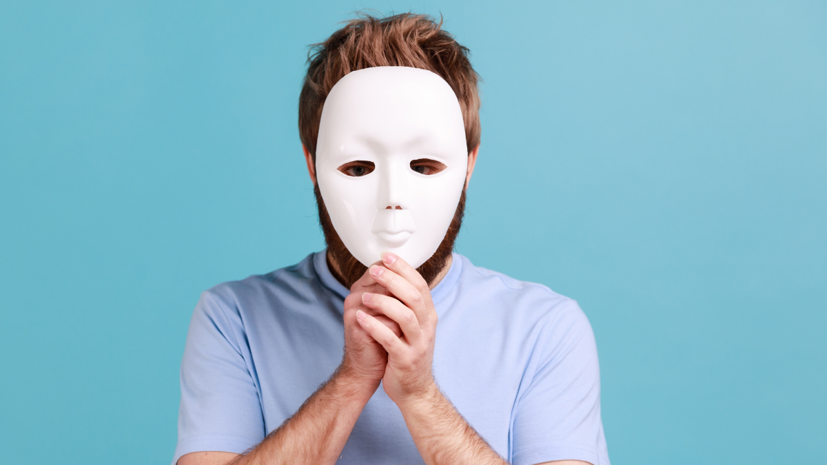 Playing Pretend: The Top 20 Everyday Lies People Can't Help but Tell ...