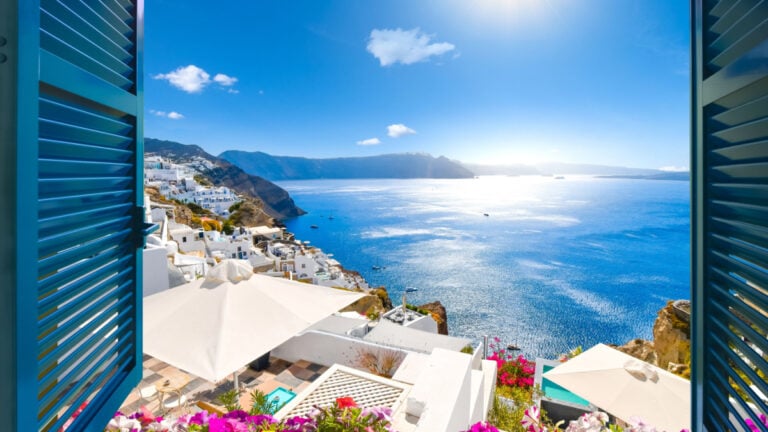 The 12 Most Luxurious Places in the World - A Dime Saved