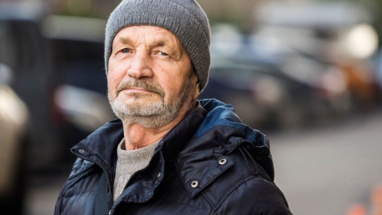 If You Recognize These 20 Signs You Probably Grew up in a Very Low ...