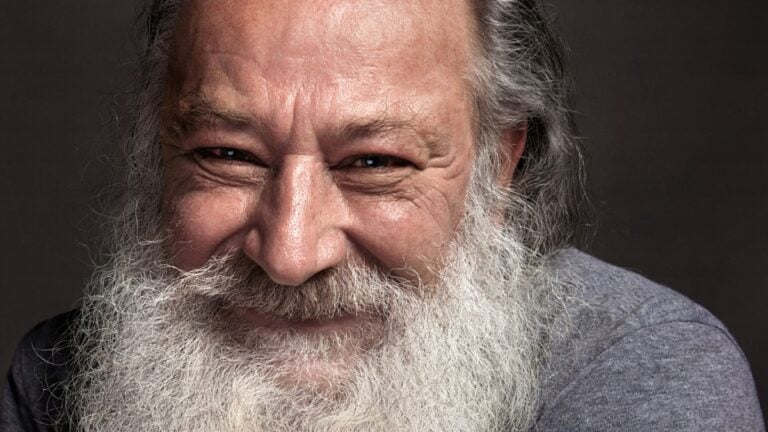 5 Examples of How Middle-Class Americans Can Still Live Like Royalty on ...